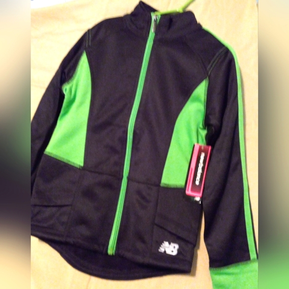 New Balance | Jackets & Coats | New Balance Green And Black Full Front ...